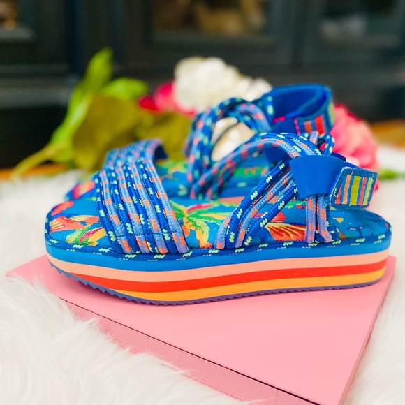 FARM Rio | Shoes | New Farm Rio Blue Macaw Platform Sandals | Poshmark